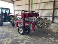 Twinstar G2-7 Hay Rake - Booker Auction Company