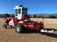 1997 Freeman 370 Self Propelled Baler - Booker Auction Company
