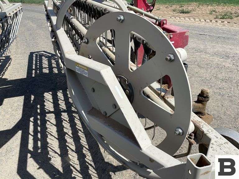 Twinstar G2 Hay Rake - Booker Auction Company