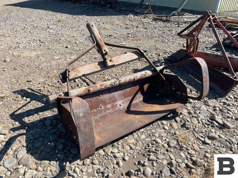 Antique Fresno Scraper - Booker Auction Company