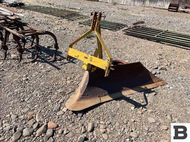 Eversman V-Ditcher - Booker Auction Company