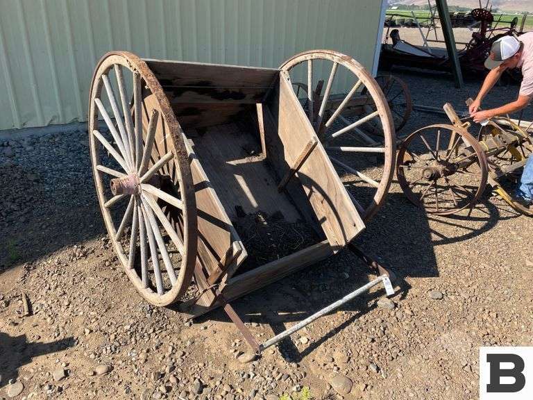 Antique Push Cart - Booker Auction Company