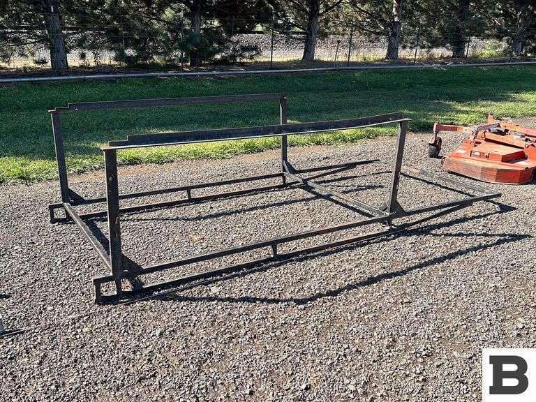 Utility Pipe Rack - Booker Auction Company