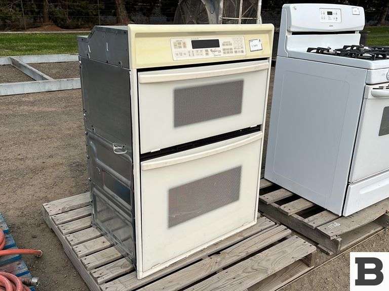Whirpool Gold Microwave Oven Combo - Booker Auction Company