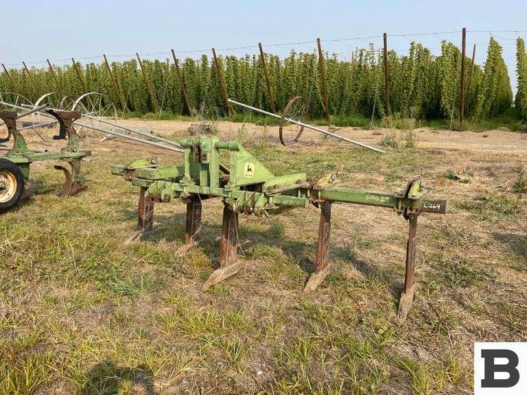 John Deere 6 Shank Ripper - Booker Auction Company