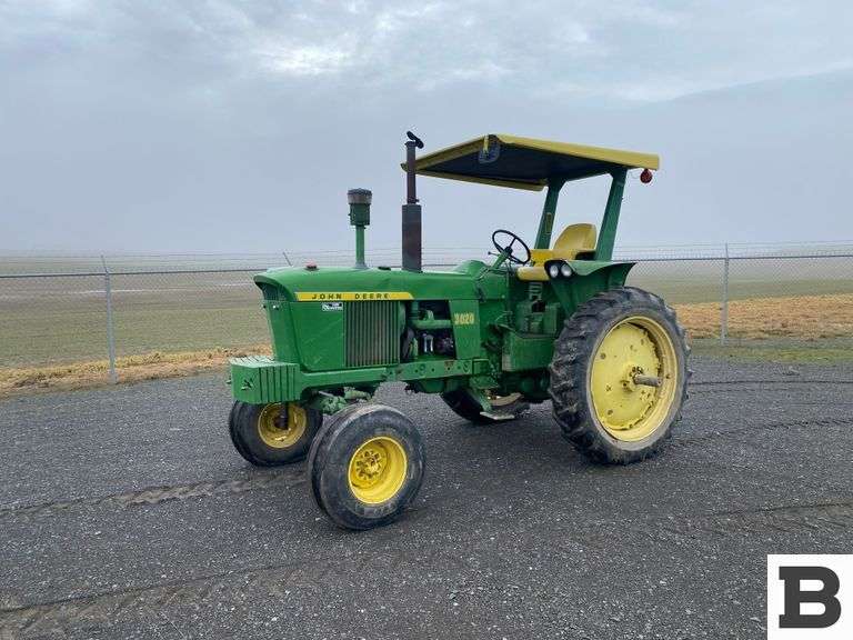 1969 John Deere 3020 Tractor - Booker Auction Company