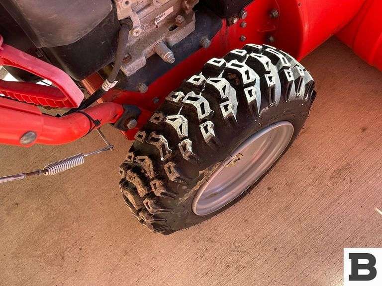 DR Pro Max 34 Snow Blower - Booker Auction Company