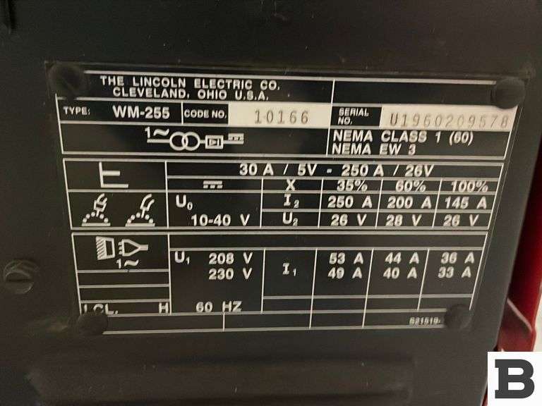 Lincoln Wire-Matic 255 Wire Feed Welder - Booker Auction Company