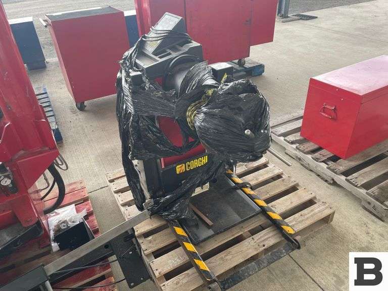 Corghi ET66 Wheel Balancer - Booker Auction Company