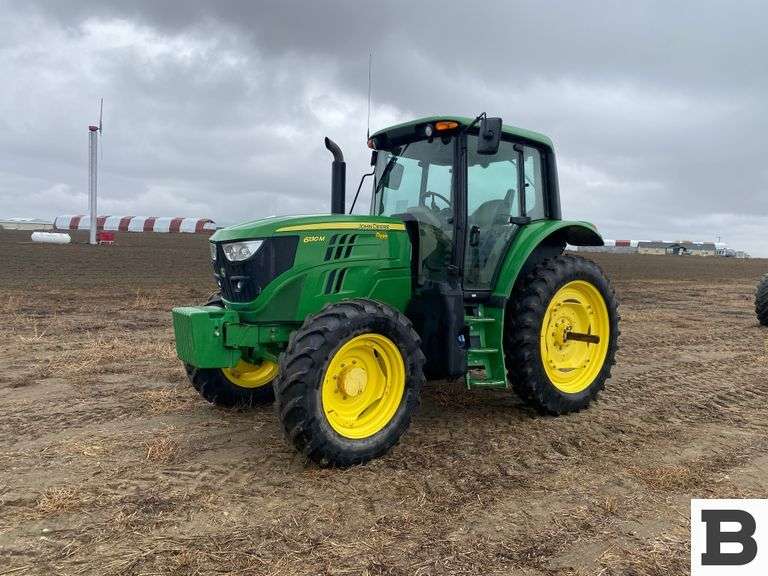 2016 John Deere 6130M Tractor - Booker Auction Company