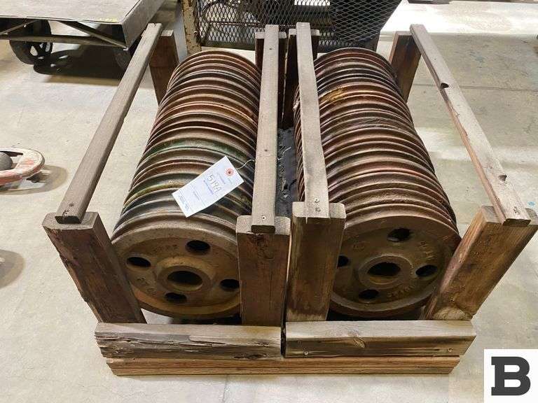 (34) RTC Cast Wire Rope Sheaves - Booker Auction Company