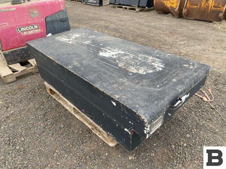 Rawson Koenig Tool Box - Booker Auction Company