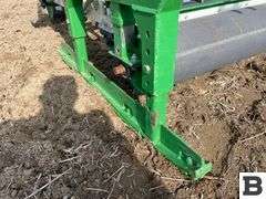 Sutton Ag Stanhay Belt Planter - Booker Auction Company