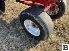 Freeman 330 Self Propelled Baler - Booker Auction Company