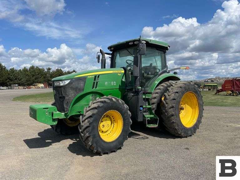 2018 John Deere 7210R Tractor - Booker Auction Company