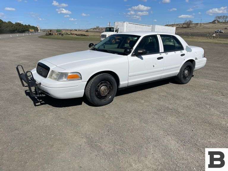 2007 Ford Crown Victoria Sedan - Booker Auction Company