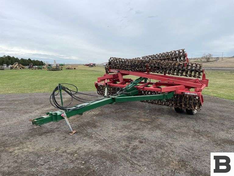 Brillion 40' Crowfoot Packer - Booker Auction Company