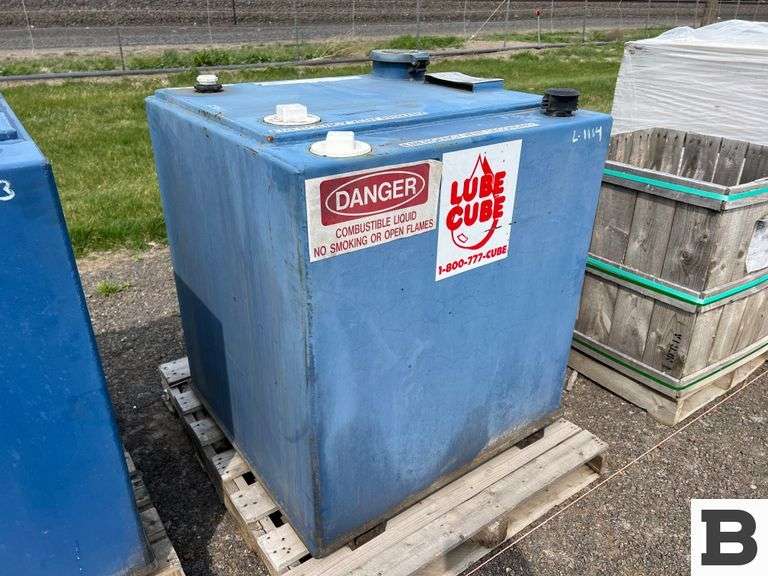 UL 120 Gallon Lube Cube Storage Tank - Booker Auction Company