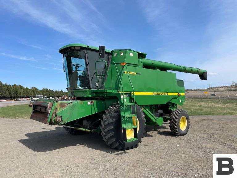 1998 John Deere 9610 Combine - Booker Auction Company