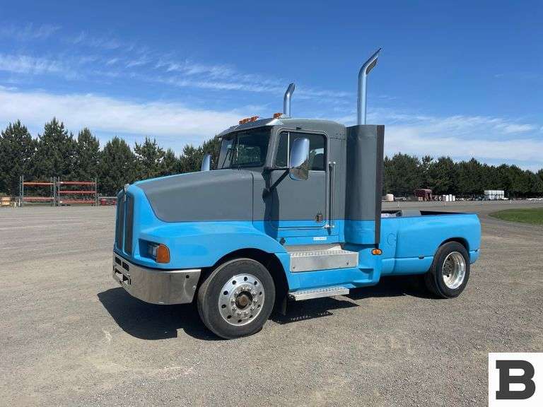 1990 Kenworth T400 Tractor Truck - Booker Auction Company