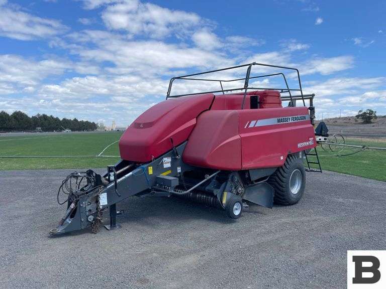 2013 Massey Ferguson 2170 Baler - Booker Auction Company