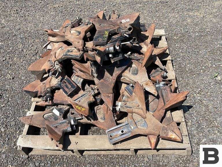 CNH Stealth Openers - Booker Auction Company