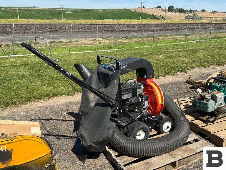 Country Homes Products Power Bagger - Booker Auction Company