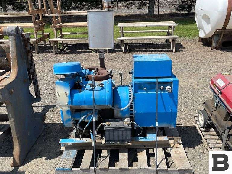 Detroit Diesel Allison Generator - Booker Auction Company