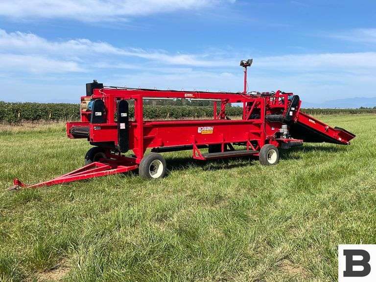 Logan 48/18CPC Unloading Stinger Conveyor Collect Pro - Booker Auction ...