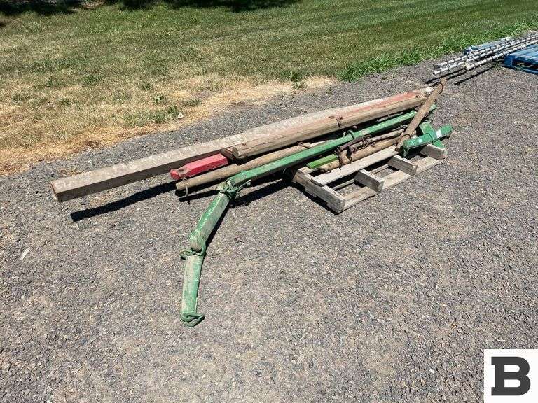 Double Tree Hitch, Single Trees, Wagon Hitch - Booker Auction Company