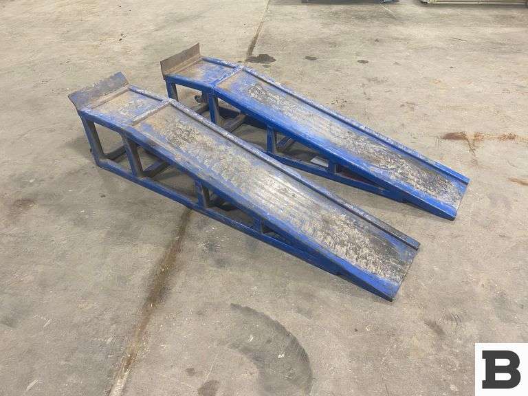 Portable Car Ramps On Wheels - Booker Auction Company