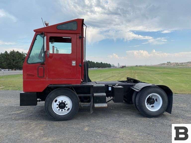 1995 Ottawa 30 Yard Goat Truck - Booker Auction Company