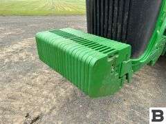 2004 John Deere 8520T Tractor - Booker Auction Company