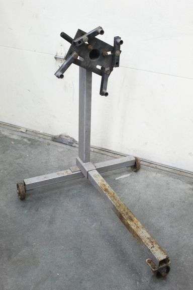 Rotating Engine Stand - Bunting Online Auctions
