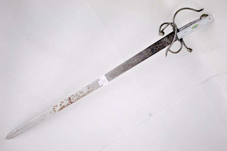 Spanish Serpentine hilt sword Believed to be a modern replica. - blade ...