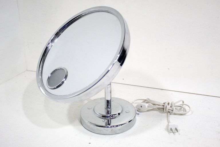 CONAIR Model BE5 Portable Makeup Mirror - Bunting Online Auctions