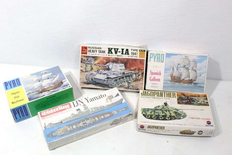 Collection of Vintage Model Kits - Ships and Military Vehicles ...
