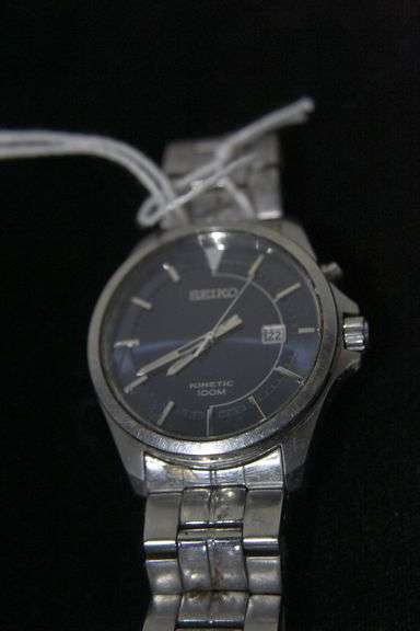 Seiko 100m Kinetic mens watch , Model 5m82-oabo - Bunting Online Auctions