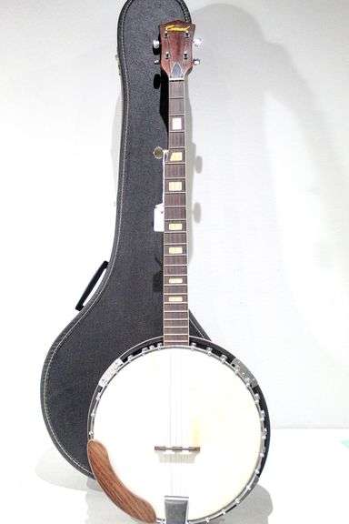 Conrad Banjo with case - Bunting Online Auctions