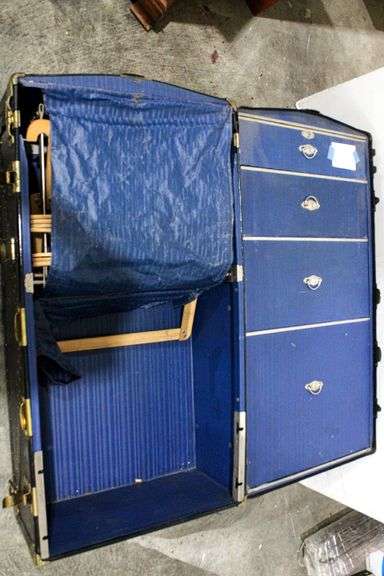 Vintage Large Royal Robe Art Deco Standing Wardrobe Steamer Travel ...