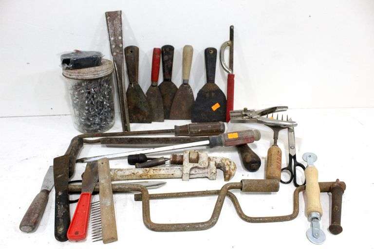 Collection of vintage hand tools and fasteners - Bunting Online Auctions