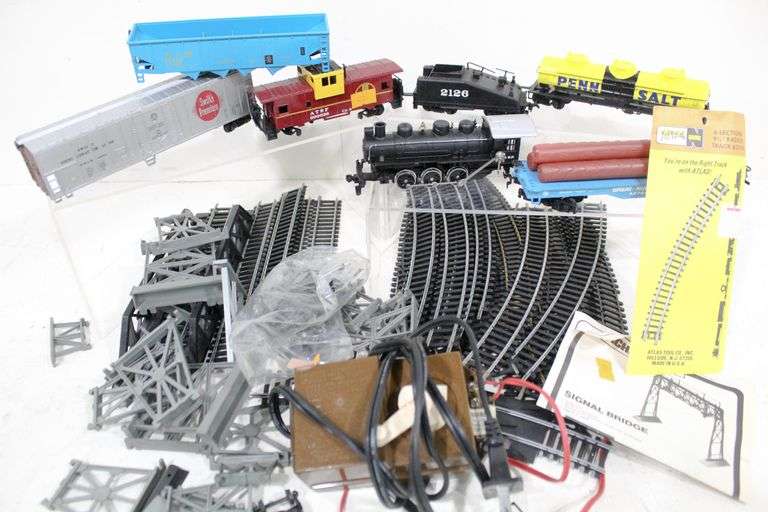 Bachmann HO Scale Santa FE 0-6-0 (A.T.&S.F.) Steam Engine With Slope ...