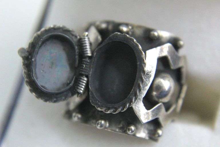 Sterling Silver "Poison" Ring, Amethyst opens to store your "poison ...