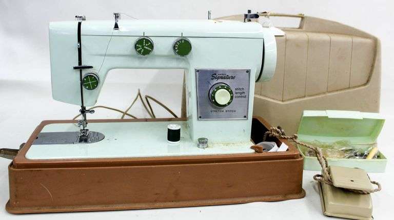 Signature Montgomery Wards Vintage Sewing Machine (model UHT J265C ...
