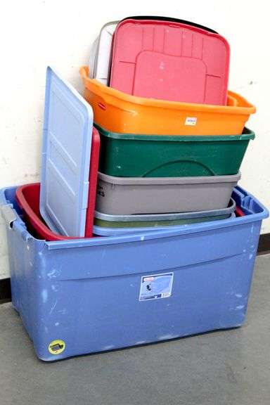 Storage tubs and lids, variety of sizes. - Bunting Online Auctions