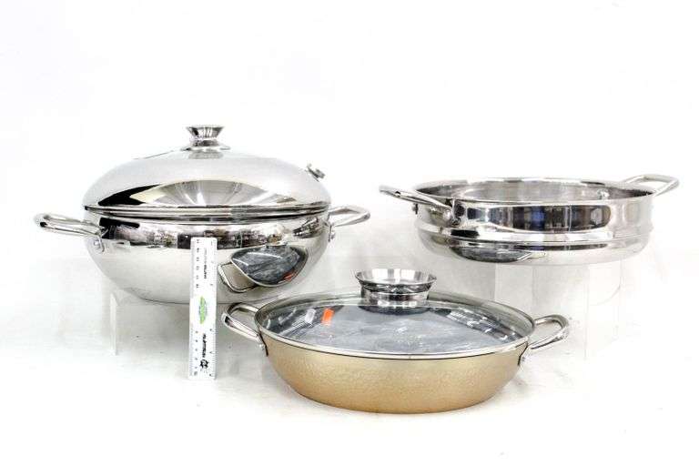 Simply Ming cookware set - three pieces - Bunting Online Auctions