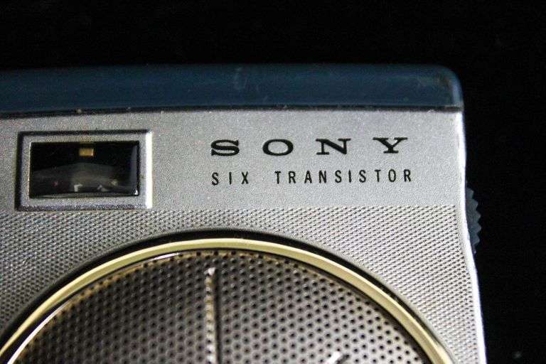 Vintage Sony Six Transistor Model 620 Battery 9 Volt radio made in ...