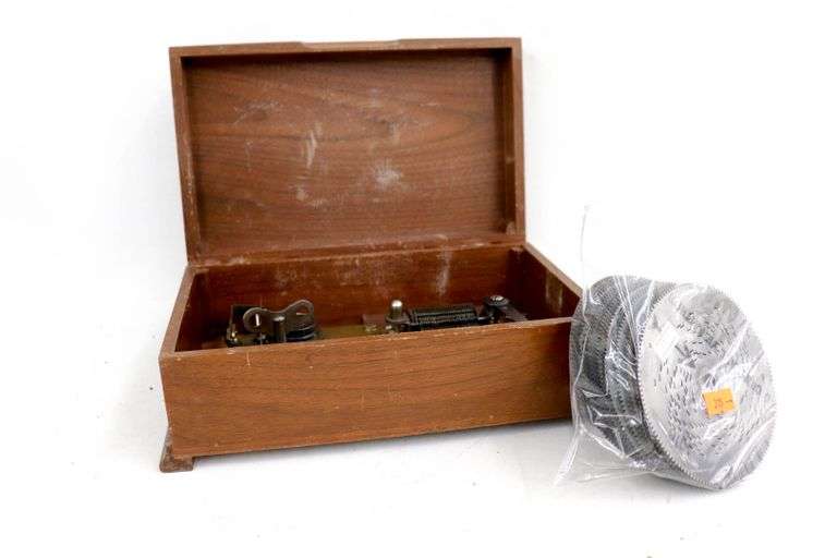 Antique Thorens Swiss Made Mini Disc Player Music Box Polyphon Works ...