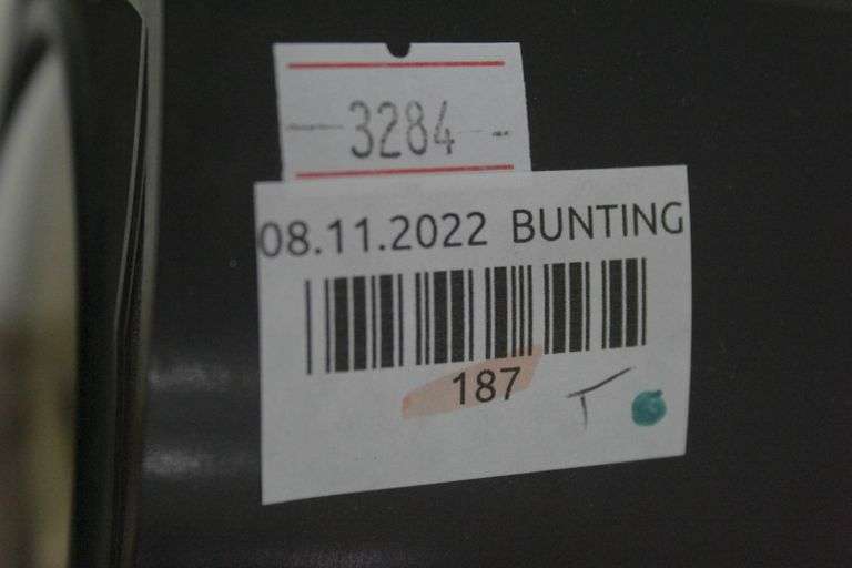 Warren Telechron Co. Electric Clock Model No.355 - Bunting Online Auctions