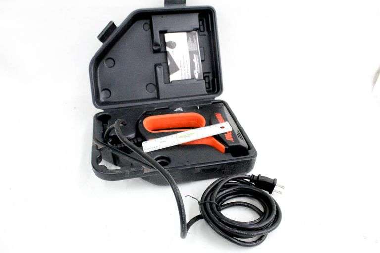 Arrow 9100 Powershot Pro Electric Staple & Nail Gun - Bunting Online ...